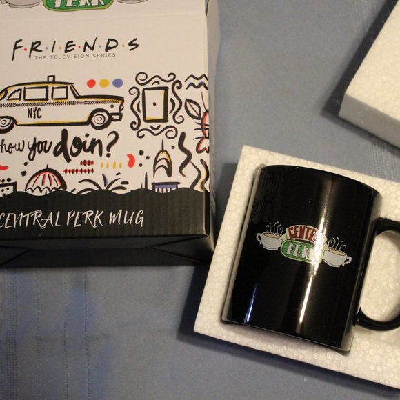 culturefly | Kitchen | Culturefly Friends Central Perk Ceramic Mug ...